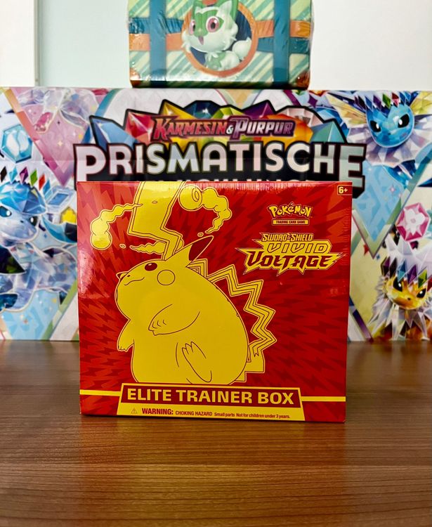 Pokemon Schwert & Schild Vivid Voltage ETB Box (Neu und ...