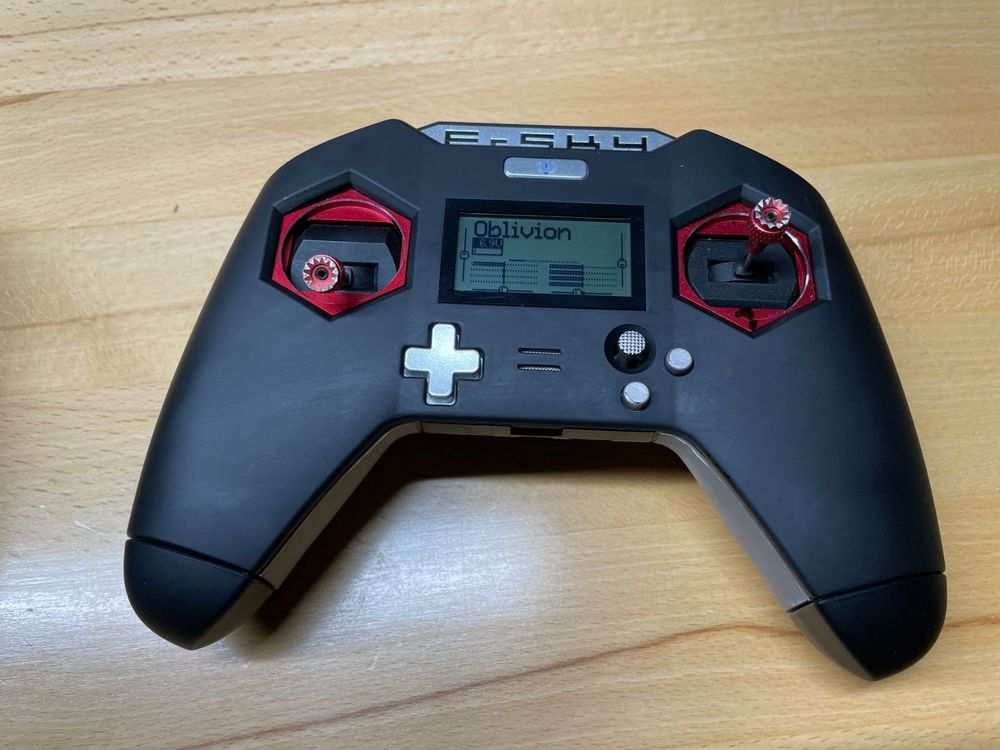 Fernsteuerung: FrSky Taranis X-Lite (Gebraucht) in für CHF 65 – mit ...