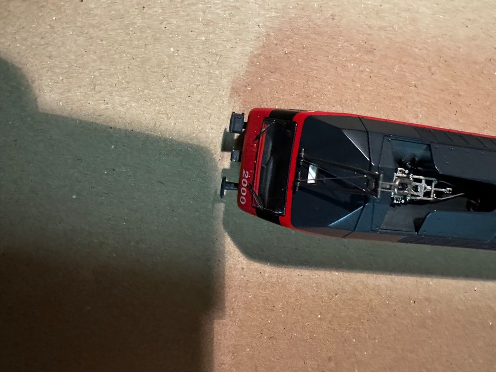 Lokomotive SBB HO Roco (1 Stromabnehmer defekt) (Gebraucht) in Adliswil ...