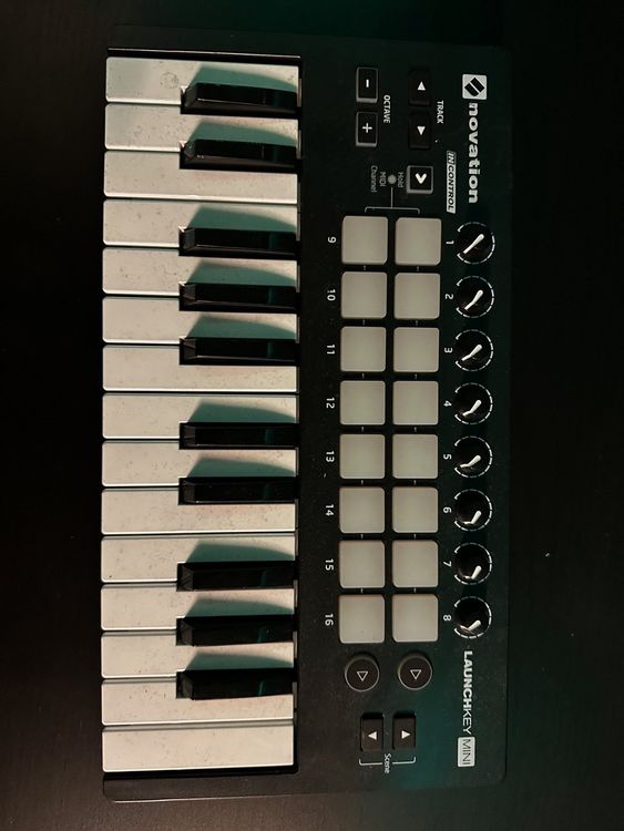 Keyboard novation LaunchKey Mini MKII (Gebraucht) in Olten für CHF 30 ...