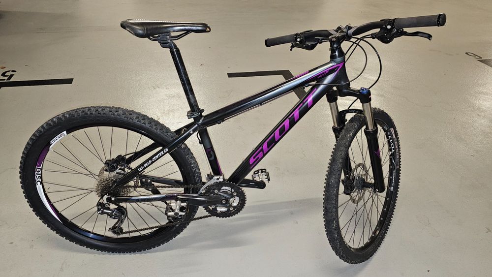 26 Zoll Bike Scott Schwarz Violett (Gebraucht) in Hindelbank für CHF ...
