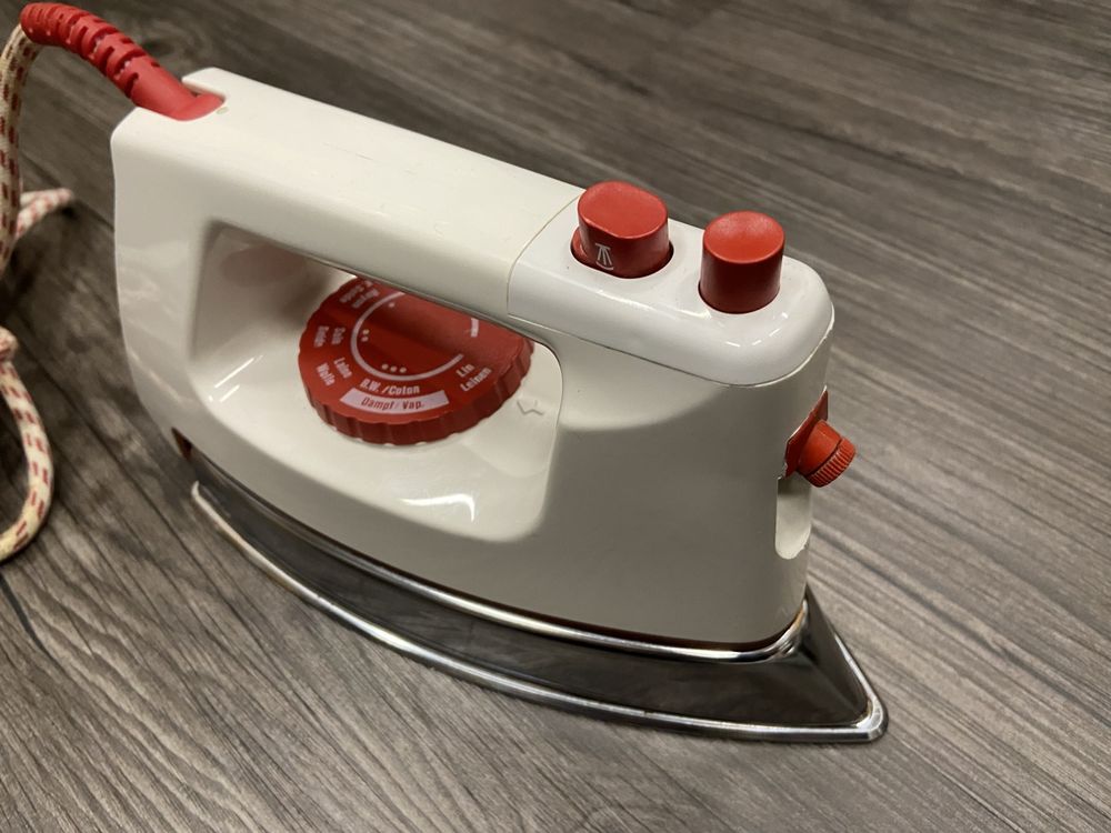 JURA Compact Jeunesse Dampfbügeleisen Typ 366 (Gebraucht) in KONOLFINGEN für CHF 45 – nur ...