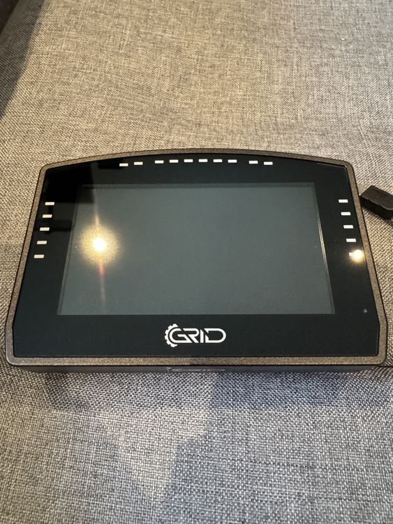 GRID DDU5 Simracing Dashboard (Gebraucht) in Horgen für CHF 150 – mit ...