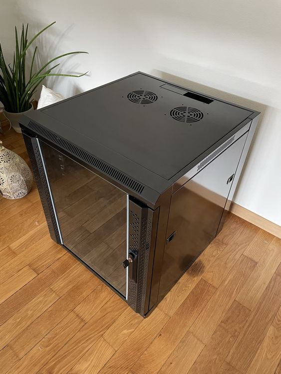 Black Server Cabinet Network Rack 12U | Kaufen auf Ricardo