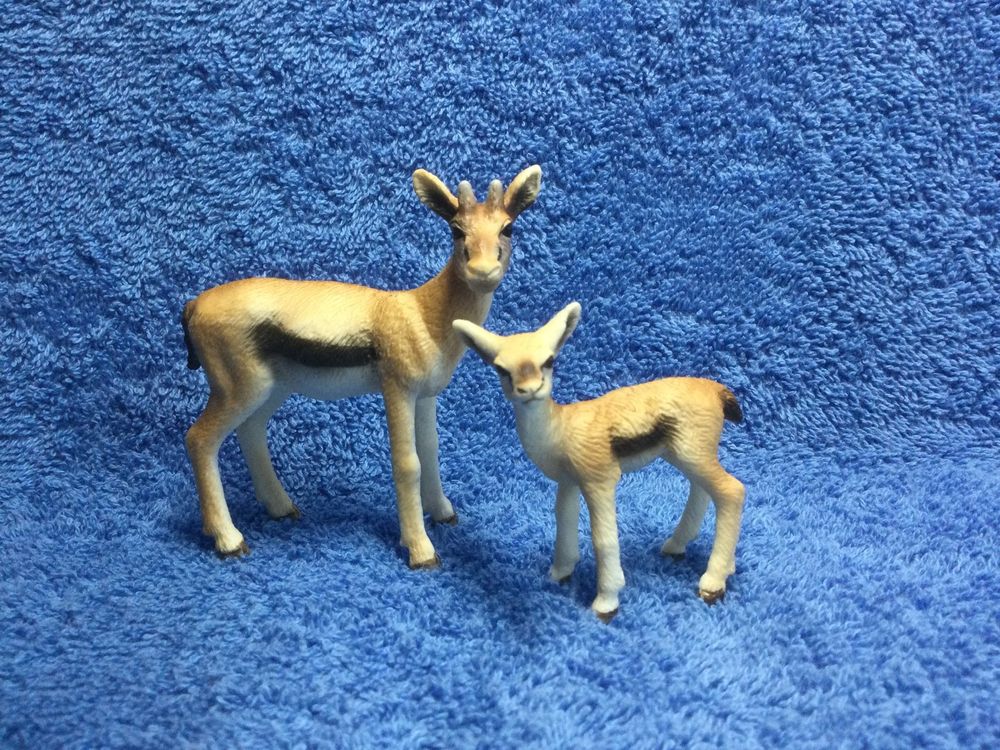 Schleich Gazelle 14396 mit Jungem 14397. (Gebraucht) in Biel/Bienne für CHF 9 – mit Lieferung ...