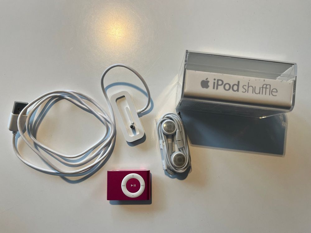 iPod Shuffle 4. Generation, Pink, Inkl. Zubehör, Top! (Neu (gemäss ...