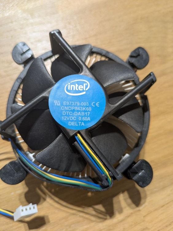 CPU cooler E97379-Delta | Kaufen auf Ricardo