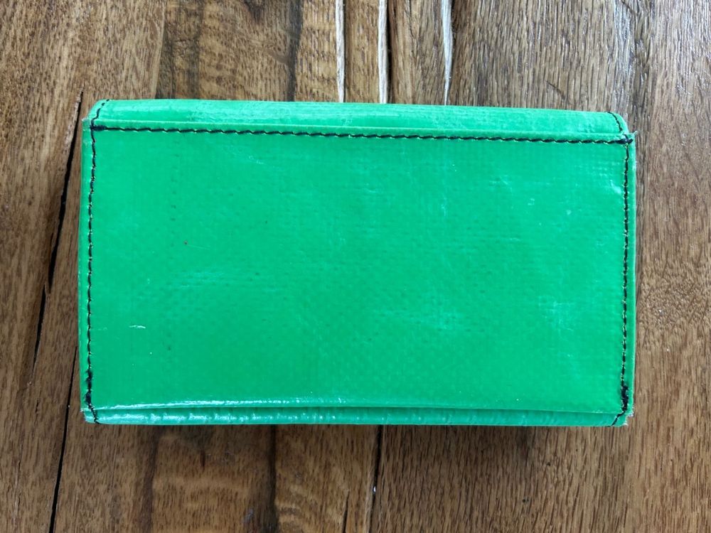 FREITAG Portemonnaie F0554 MAX Wallet M grasgrün (Neu (gemäss ...