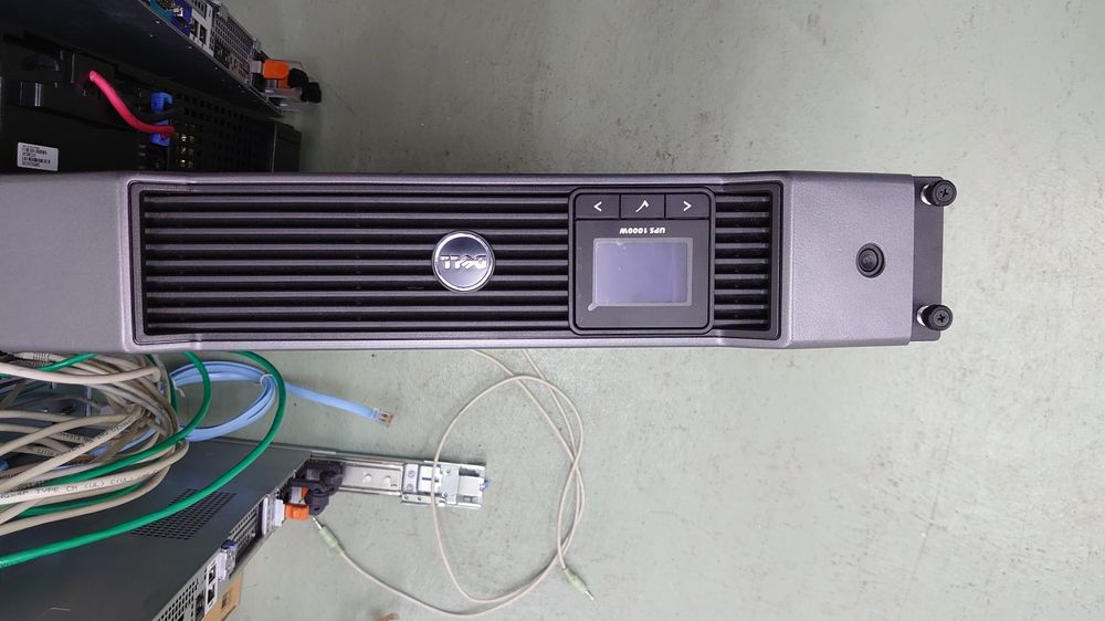 DELL J718N USV Occasion Rack Mount (Gebraucht) in für CHF 50 – nur ...