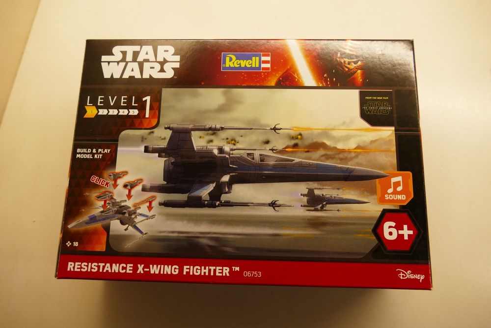 Revell: Star Wars Level 1 Resistance X-Wing Fighter (Neu und ...