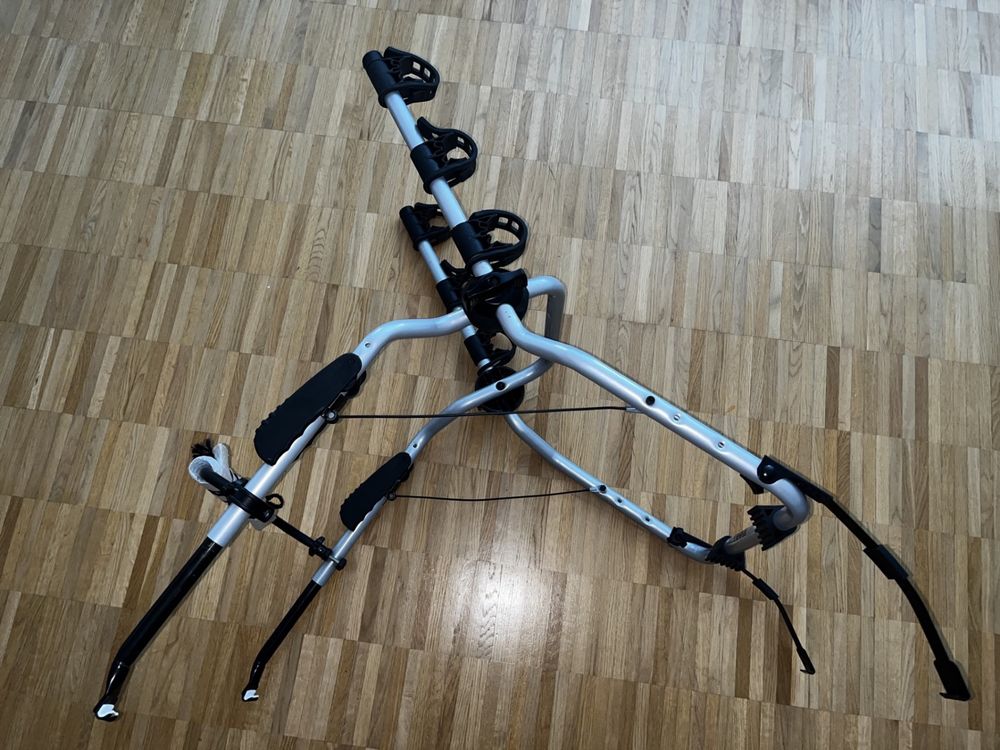 Thule Clip on Bike rack - 3 bikes + compatible vehicles list (Gebraucht ...