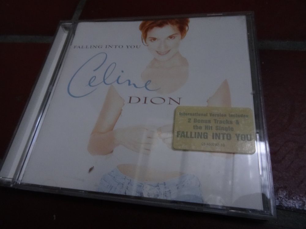 Celine Dion - Falling into you CD (Gebraucht) in Olten für CHF 3 – mit Lieferung auf Ricardo kaufen