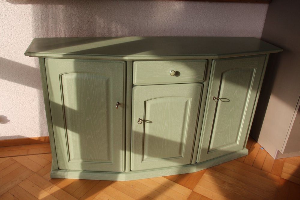 Holzsideboardmöbel grün mint (Gebraucht) in Schleinikon für CHF 3 – mit ...