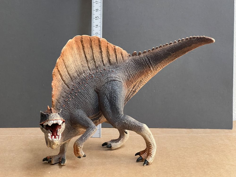 Schleich 14542 Spinosaurus, violett Dinosaurier Dino | Kaufen auf Ricardo