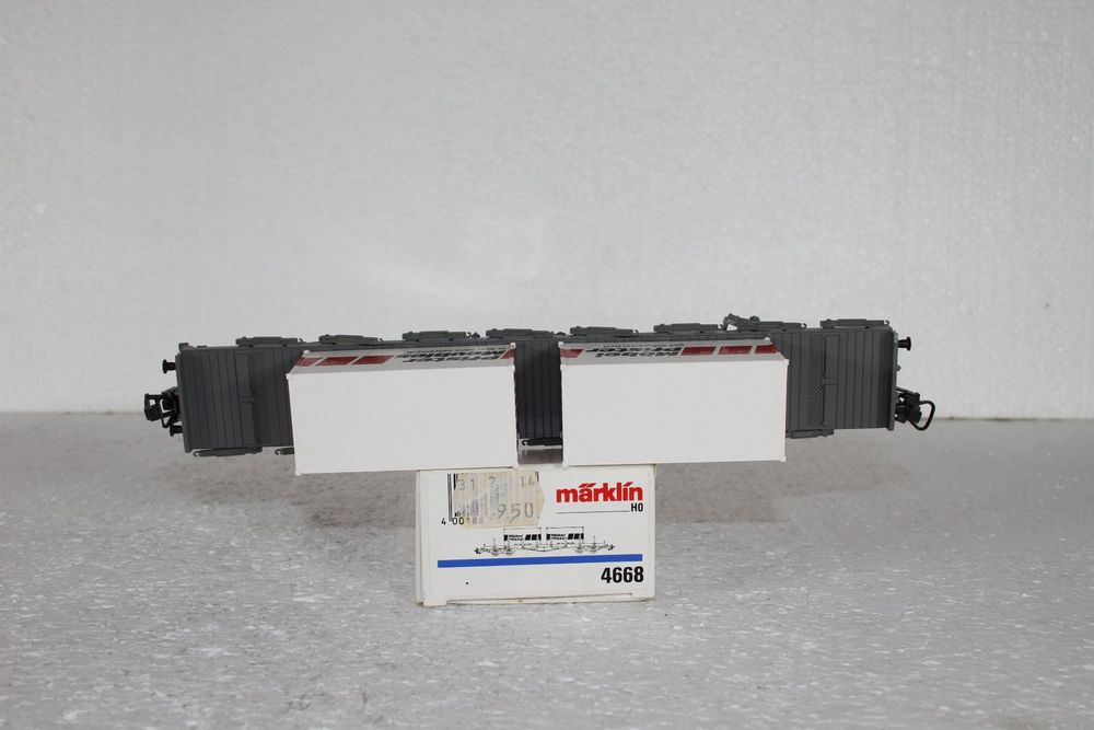 Märklin 4668 SBB Möbel Pfister Container (2) (Gebraucht) in Triesen für ...