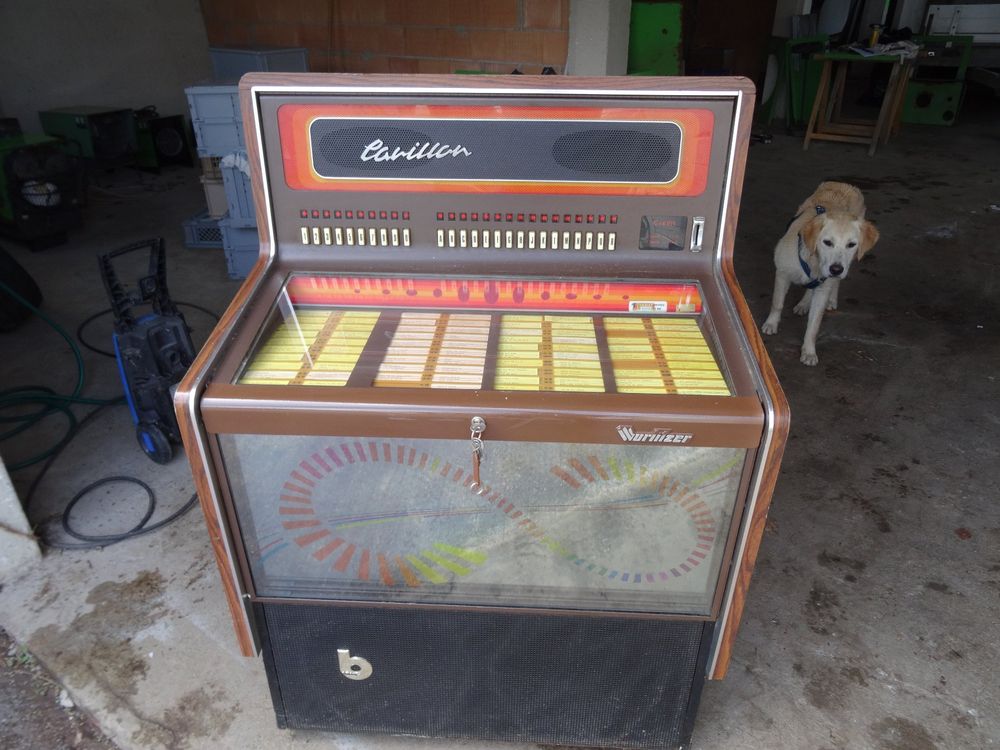 Musikbox / Jukebox Wurlitzer Carillon Randvoll mit Platten (Gebraucht ...