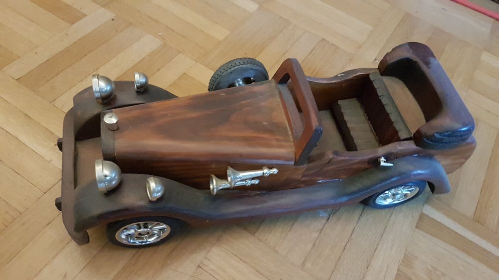 Auto Holz (Gebraucht) in Thalwil für CHF 9 – mit Lieferung auf Ricardo ...