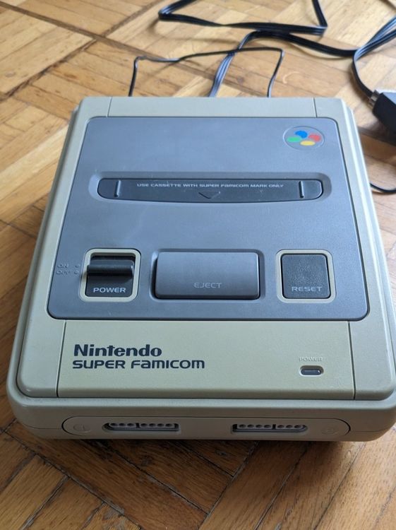 Super Nintendo Japan (Super Famicom) (Defekt) in für CHF 31 – mit ...