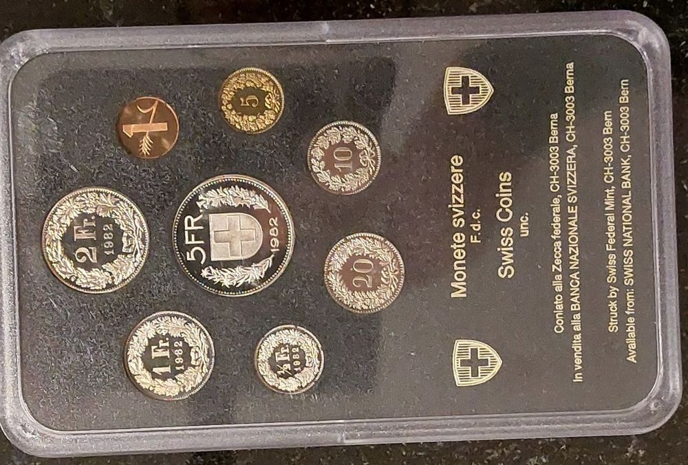 Münzsatz Schweiz 1982 stgl. (Neu (gemäss Beschreibung)) in Arch für CHF 24 – mit Lieferung auf ...