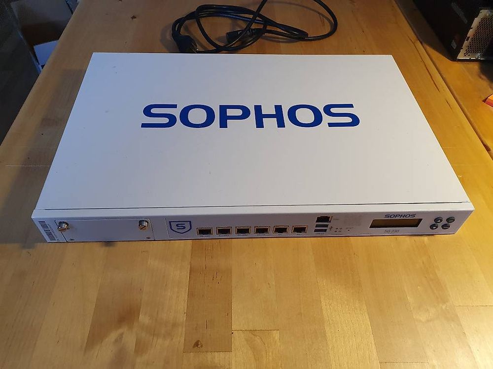 Sophos SG230 (Gebraucht) in Kriens für CHF 70 – nur Abholung auf ...