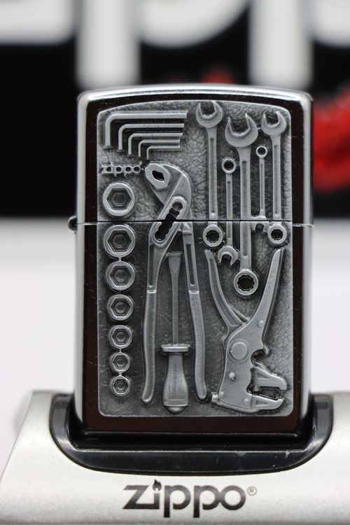 Zippo Toolbox (Neu und originalverpackt) in Ennenda für CHF 53 – mit ...