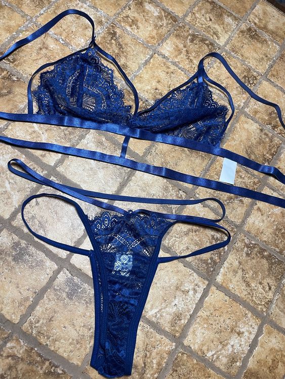 Launge set di biancheria intima in blue pizzo | Kaufen auf Ricardo