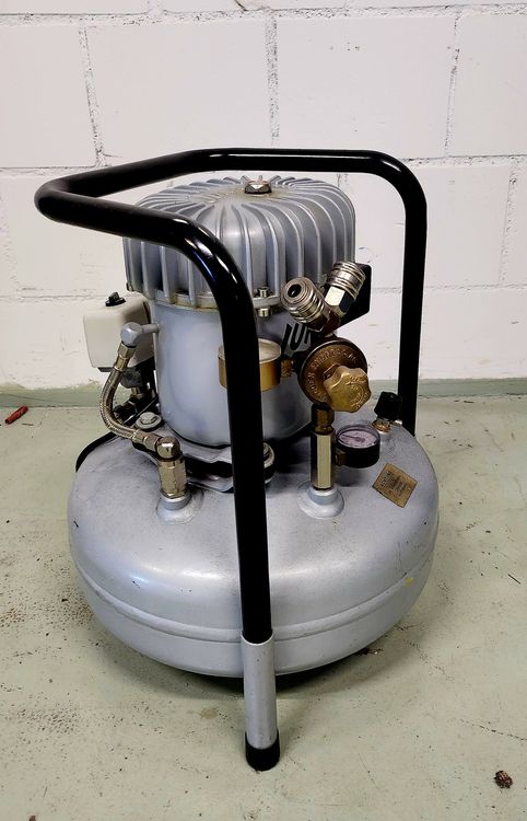 Kompressor JUN-AIR (Gebraucht) in Pratteln für CHF 1200 – nur Abholung auf Ricardo kaufen