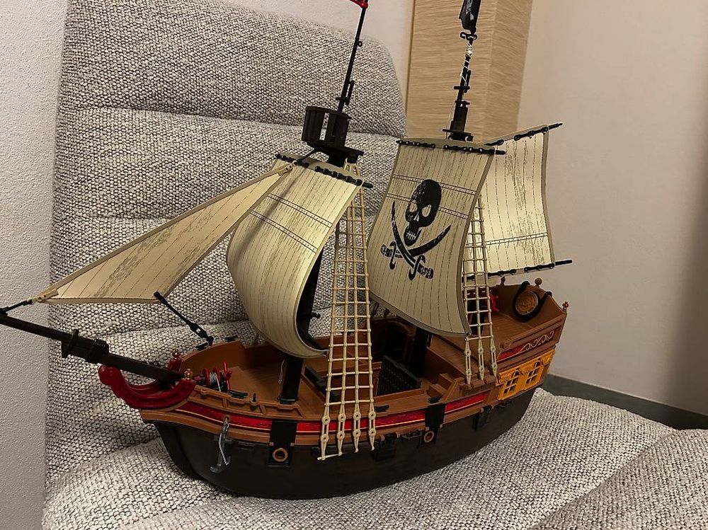 Barca dei pirati Playmobil (Usato) a Rudolfstetten per CHF 100 – solo ...