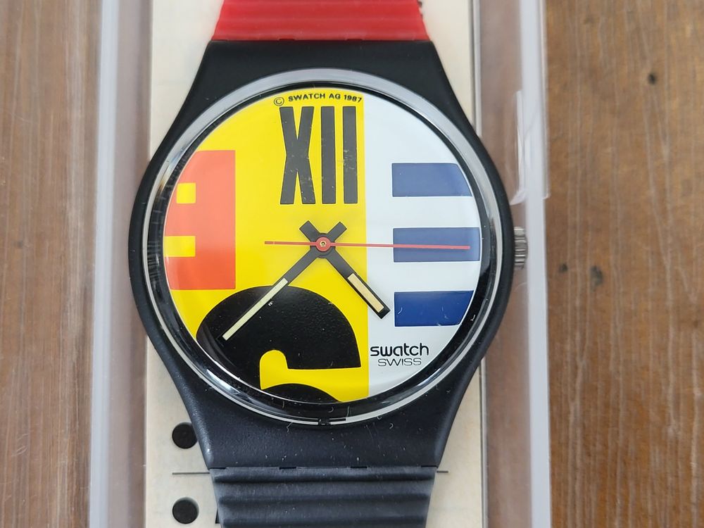 SWATCH GB117 NINE TO SIX NEU (Neu und originalverpackt) in Lommiswil für CHF 39 – mit Lieferung ...