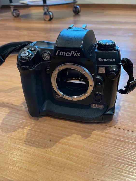 Digitale Spiegelreflexkamera Fujifilm Finepix S3 Pro (Gebraucht) in ...