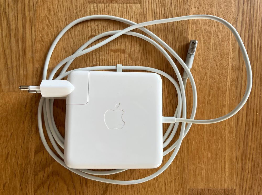 Apple 85W MagSafe Power Adapter (Gebraucht) in Aarau für CHF 17 – mit ...