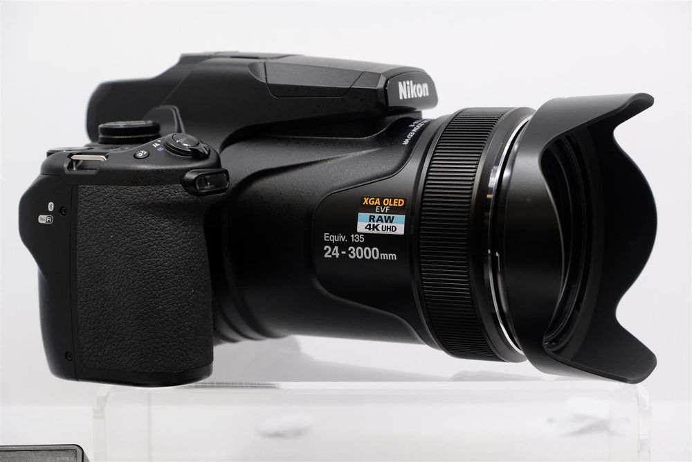 Nikon Coolpix P1000 mit 24-3000mm Zoom mit 3 Akkus | Kaufen auf Ricardo