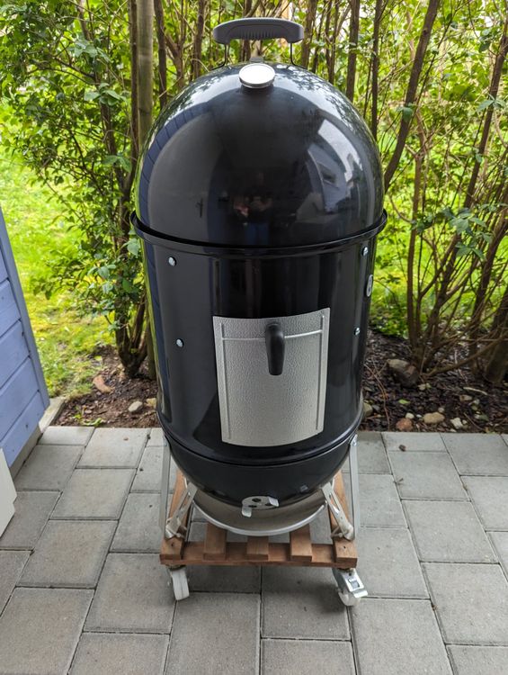 Weber Smokey Mountain Cooker (WSM) 47cm (Gebraucht) in Steinen für CHF ...
