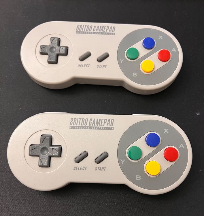 2x 8Bitdo Gamepads: Retro-Gaming mit moderner Technik! (Gebraucht) in ...