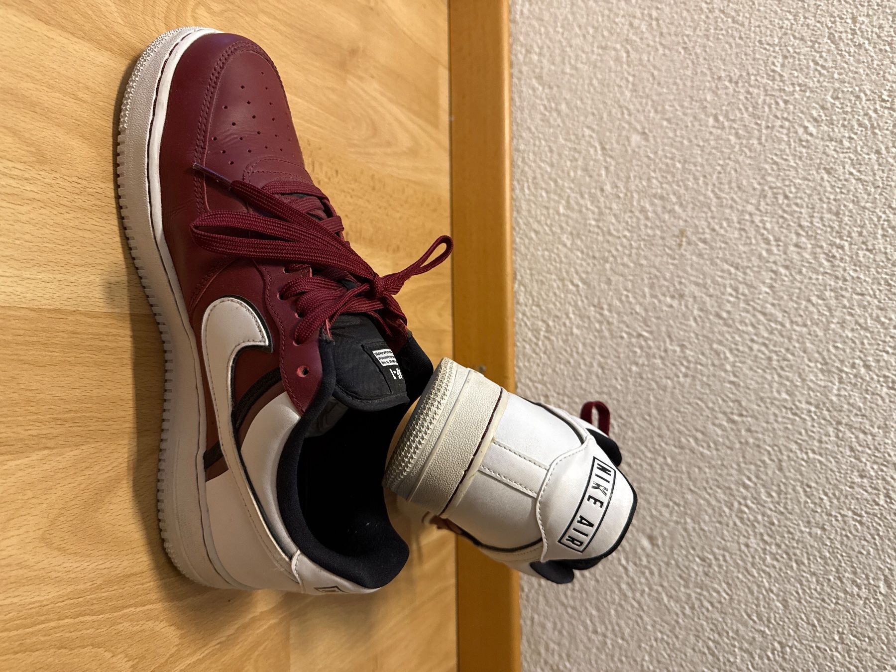 Nike Air Force 1, bordeaux-weiss, Grösse 44, Top Zustand! (Gebraucht ...