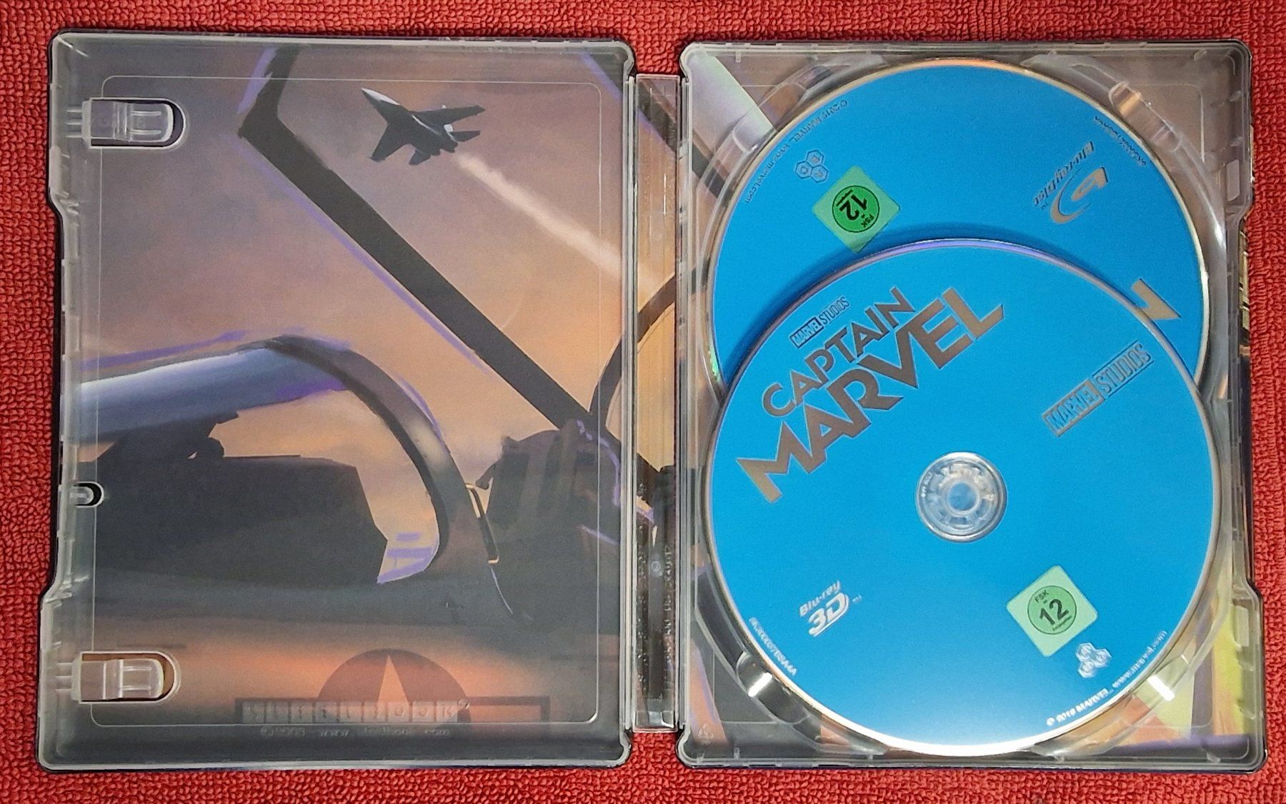 Captain Marvel BluRay Steelbook 3D & normal (Gebraucht) in Basel für ...