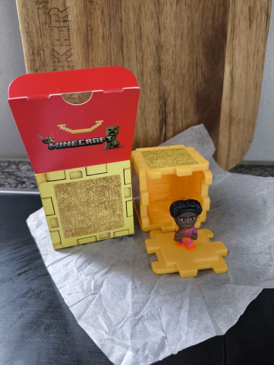 Tauschen - McDonald's Happy Meal Minecraft Gold Block + Dawn (Neu ...
