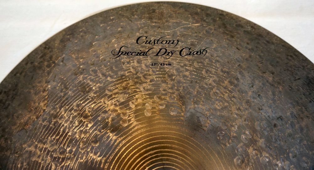 RARE STUFF Zildjian 17' K Custom Special Dry Crash (Gebraucht) in ...