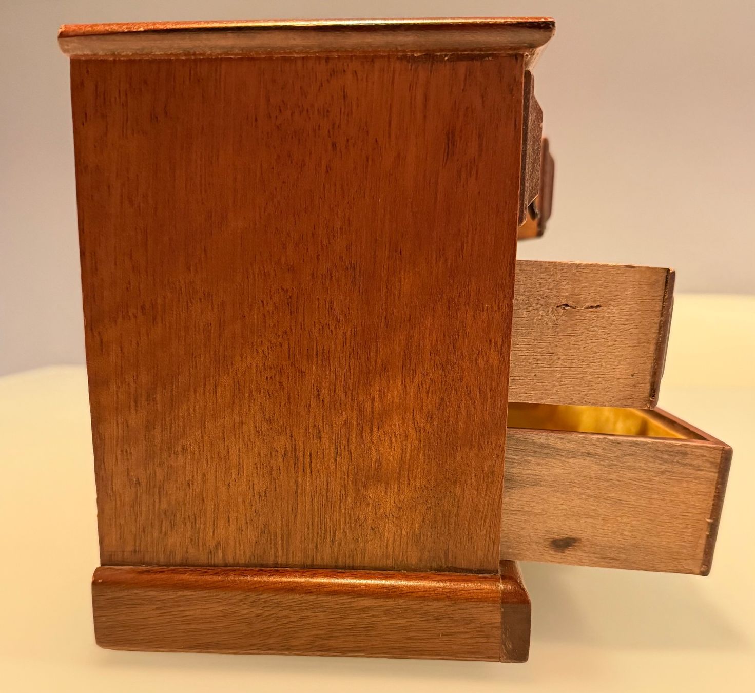 Coffret à bijoux avec boîte à musique Sankyo (D'occasion) à Denges pour ...