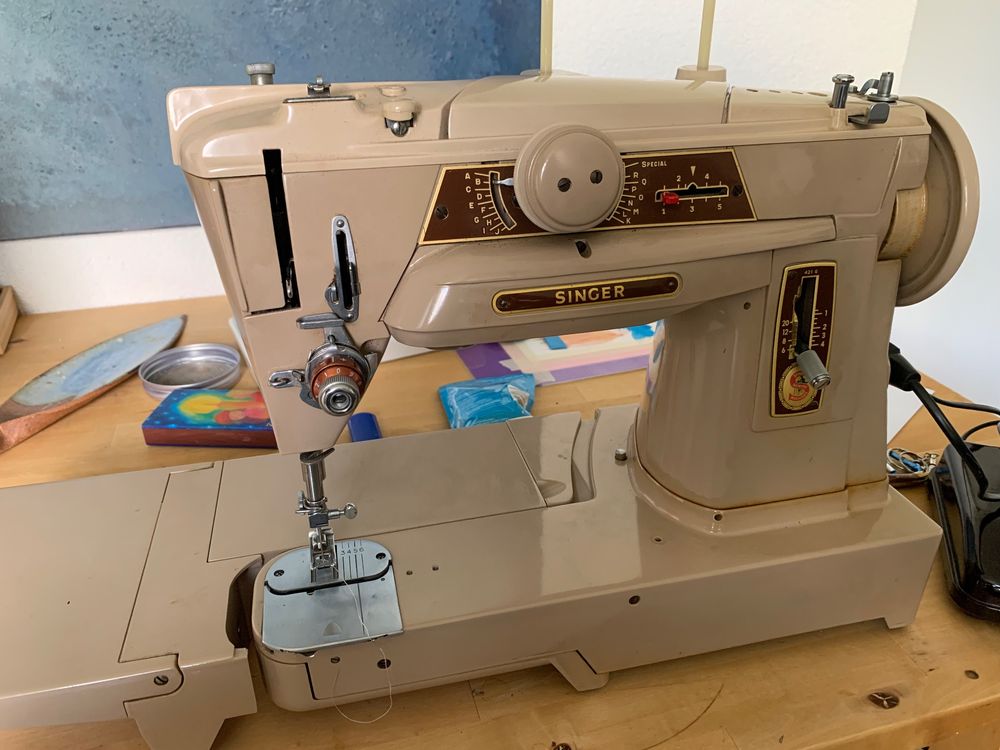 Singer Nähmaschine Model 421 G KEIN VERSAND (Gebraucht) in für CHF 50 ...