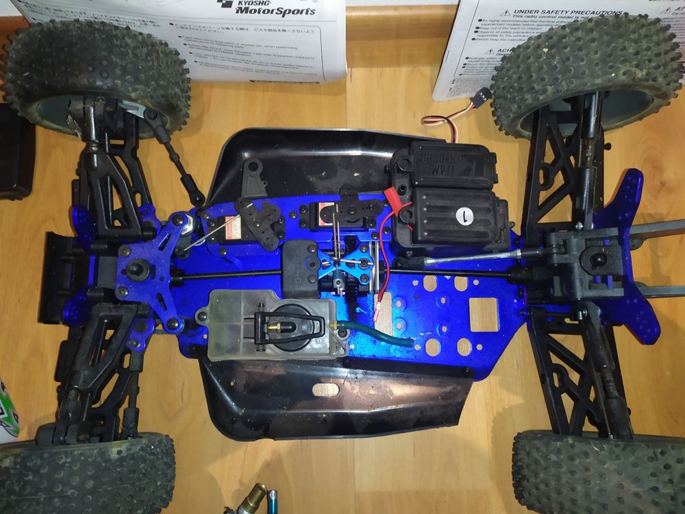 RC INFERNO MP7.5 Modellbau (Defekt) in Merenschwand für CHF 51 – nur Abholung auf Ricardo kaufen