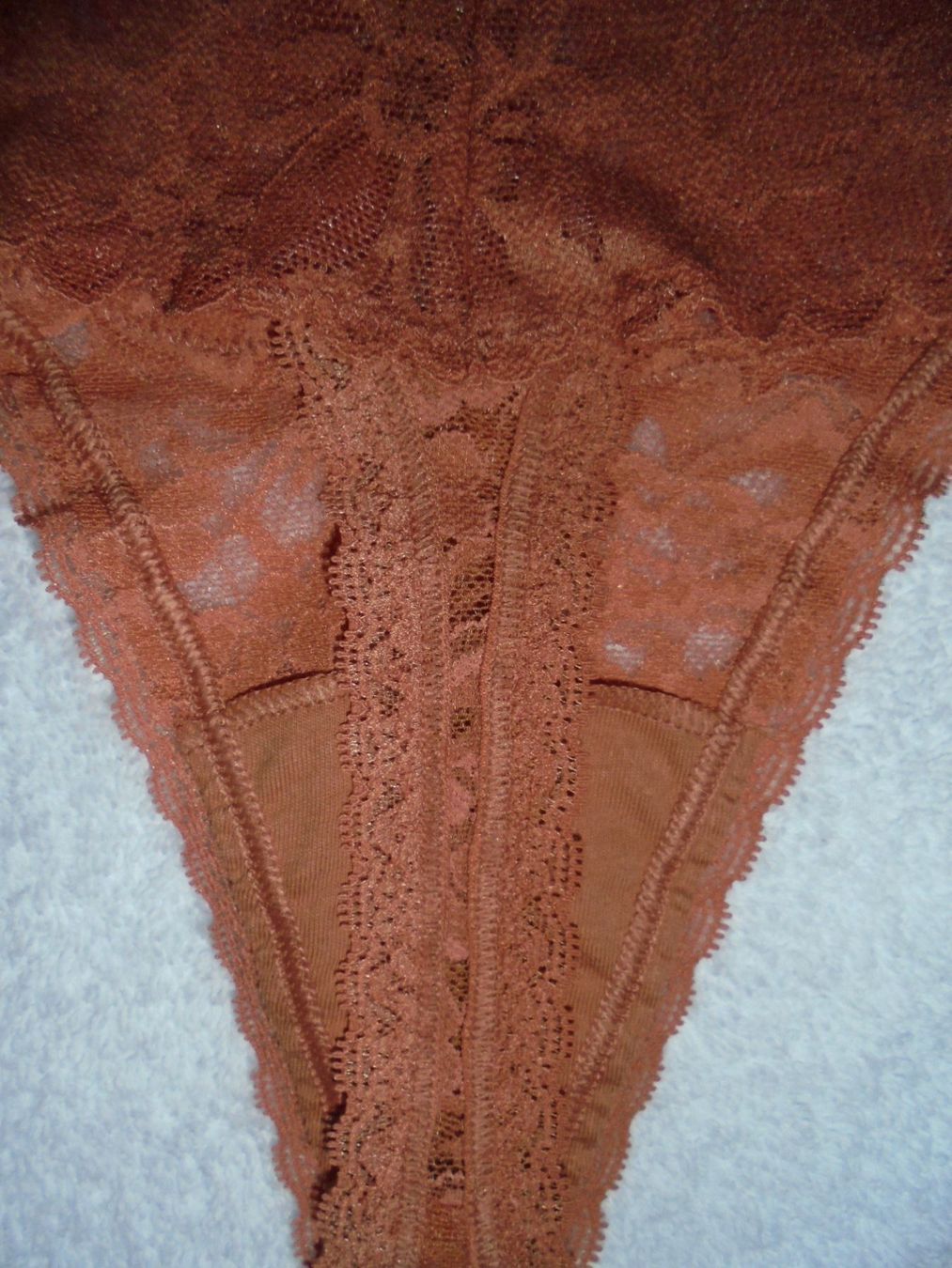 VICTORIA'S SECRET LACIE WIDE BAND THONG, M, NEU (Neuf avec emballage d ...