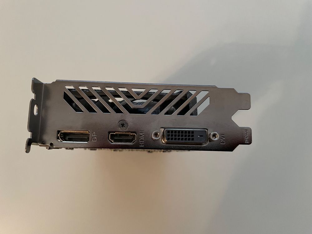 Grafikkarte - GIGABYTE GeForce GTX 1050 OC 2G(rev1.1) | Kaufen auf Ricardo