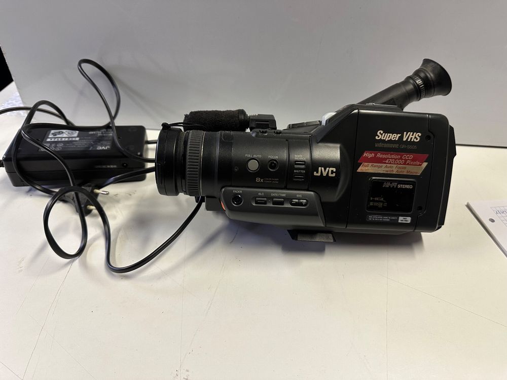 JVS Super VHS GR-S505 Videokamera. DEFEKT | Kaufen auf Ricardo