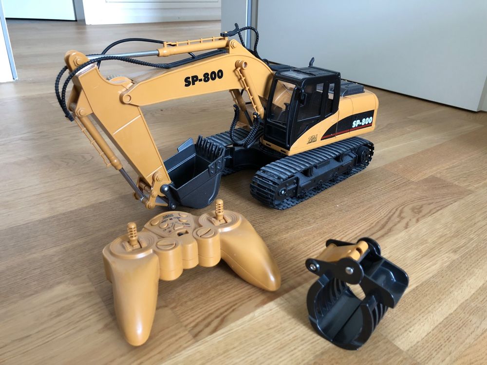 RC Bagger (Gebraucht) in Gretzenbach für CHF 30 – nur Abholung auf ...