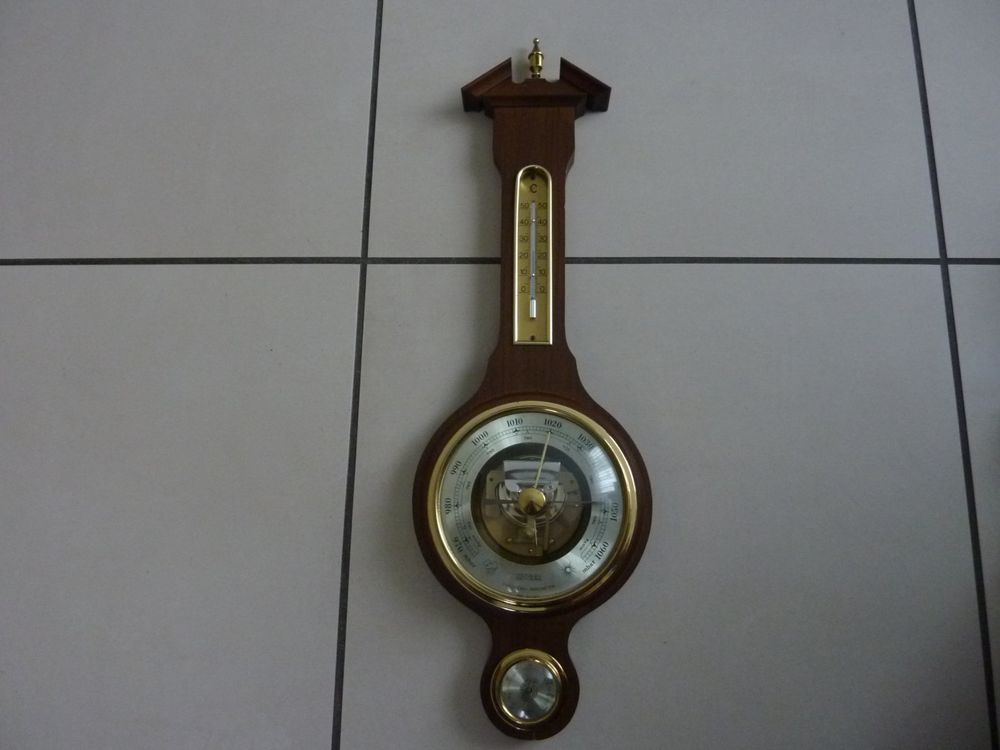 HUGER ein PRÄCISIONS-BAROMETER mit Wand-Aufhängung (Gebraucht) in ...