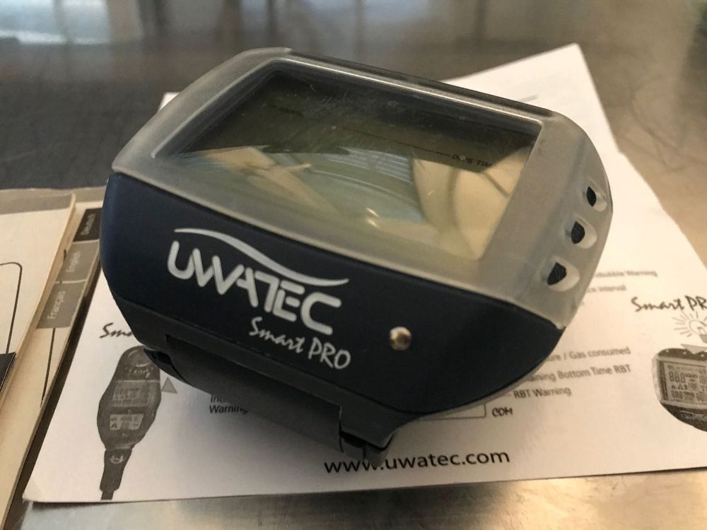ScubaPro UWATEC Smart Pro (Gebraucht) in Oberrieden für CHF 99 – mit ...
