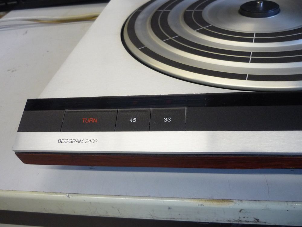 Plattenspieler Bang & Olufsen Denmark Beogram 2402 Vintage (Defekt) in Beringen für CHF 125 ...