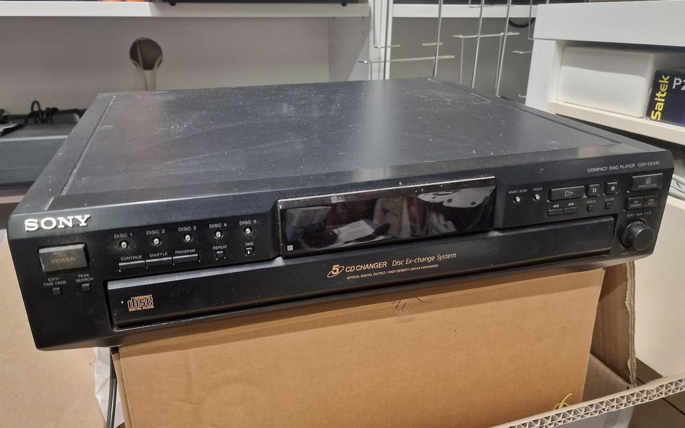 Sony 5-Fach CD-Wechsler Player CDP-CE345 (info lesen) (Defekt) in Reinach BL für CHF 1 – mit ...