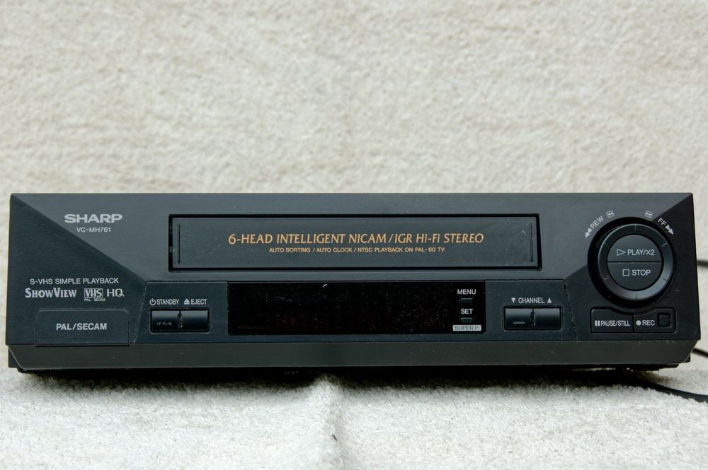 VHS Videorecorder - Sharp VC- MH761 | Kaufen auf Ricardo